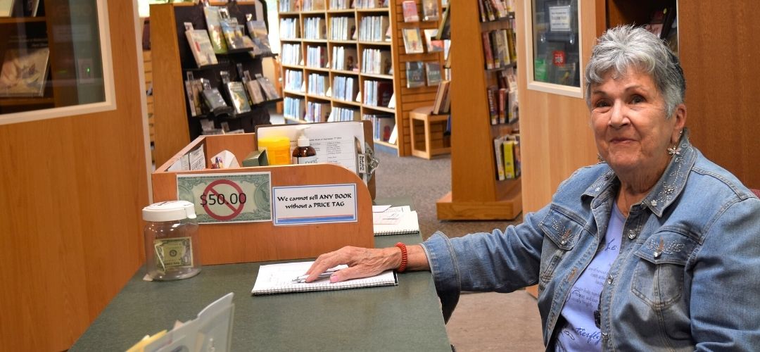 Volunteer – Friends of the Cambria Library